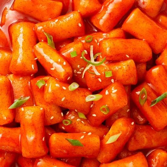 [비비고X오징어 게임]비비고 컵떡볶이 110g | 상품상세 | CJ더마켓 - CJ제일제당 공식몰