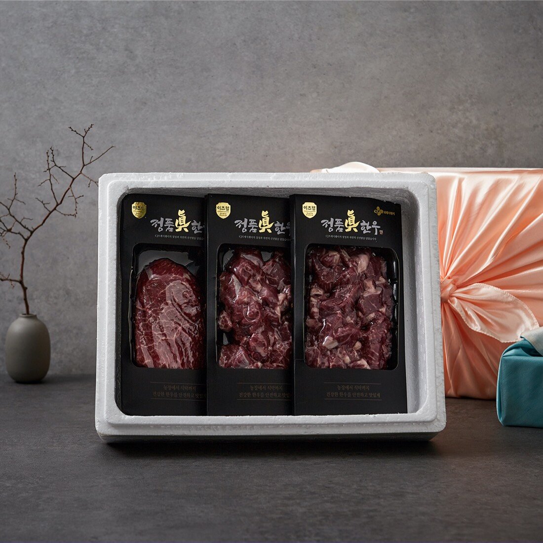 [2025설선물세트]정품진 한우 1++ 앞다리 스테이크, 국거리 세트 800g | 상품상세 | CJ더마켓 - CJ제일제당 공식몰