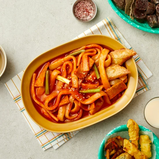 즐거운동행 미정당 밀국물 떡볶이 401.2g | 상품상세 | CJ더마켓 - CJ제일제당 공식몰